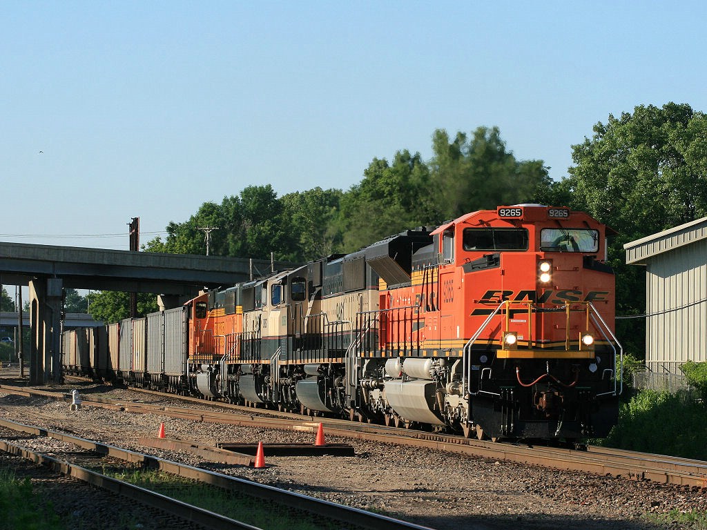 BNSF 9265